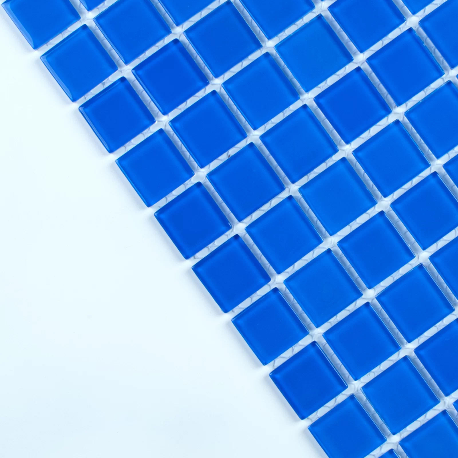 Decorative glass pool tiles to enhance your pool