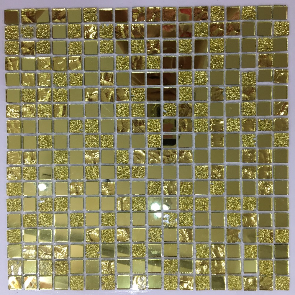 Glass wall tiles - beautiful and practical solutions